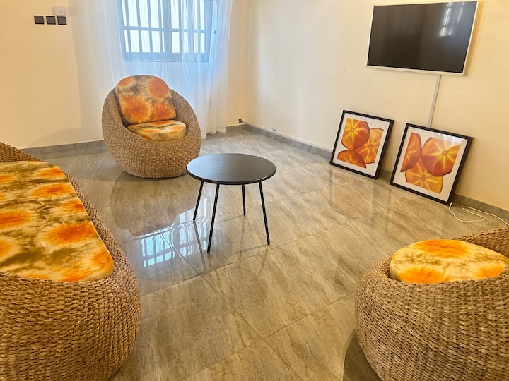 Maison 2mn Marche Midombo - Cotonou