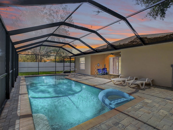 Near Siesta Beach, Heated Pool, Billiard, 3bd/2bth - Siesta Key, FL