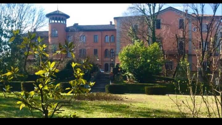 Castello Di Volpedo - Tortona
