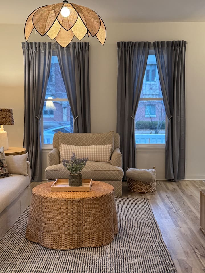 Book Your Cozy Holiday Escape Now! - Beverly Shores, IN