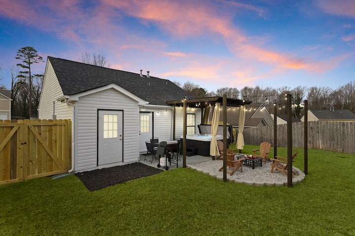 Corporate 3b Home W Hot Tub - Charlotte, NC