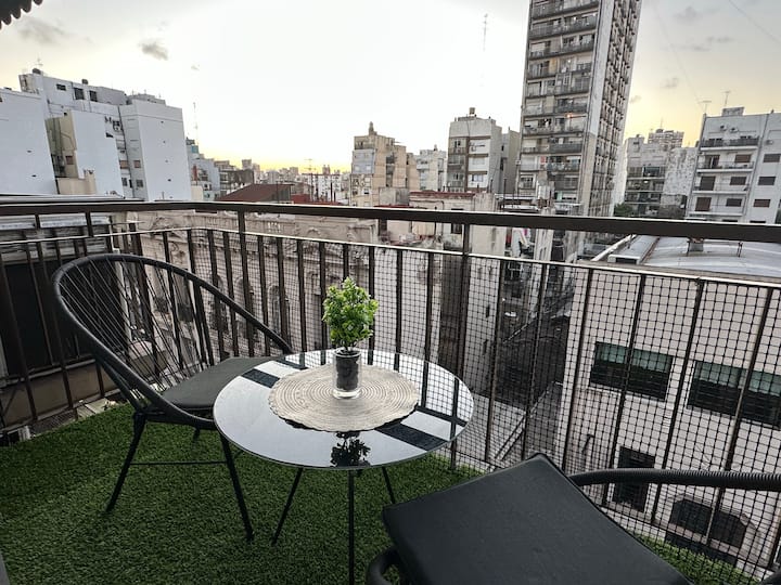 Refugio Ideal P/ Grupos |Amplio C/balcón & Cochera - Buenos Aires