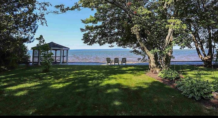 Lakeside Living In The City - Sault Ste. Marie