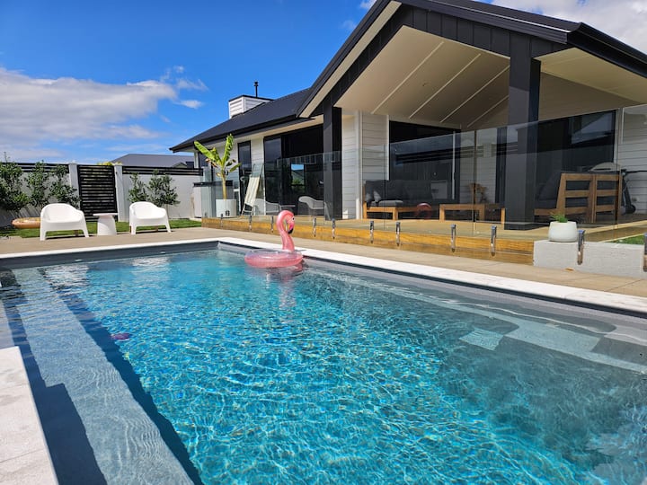 Large Luxury Napier Home - Napier