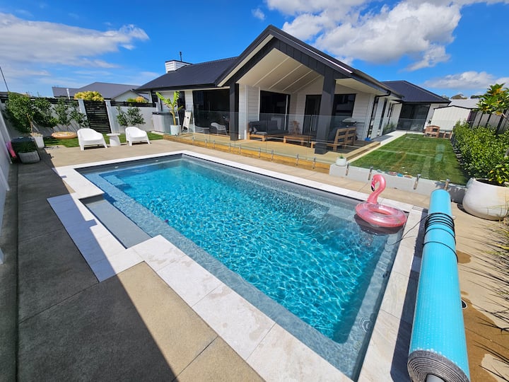Large Luxury Napier Home - Napier