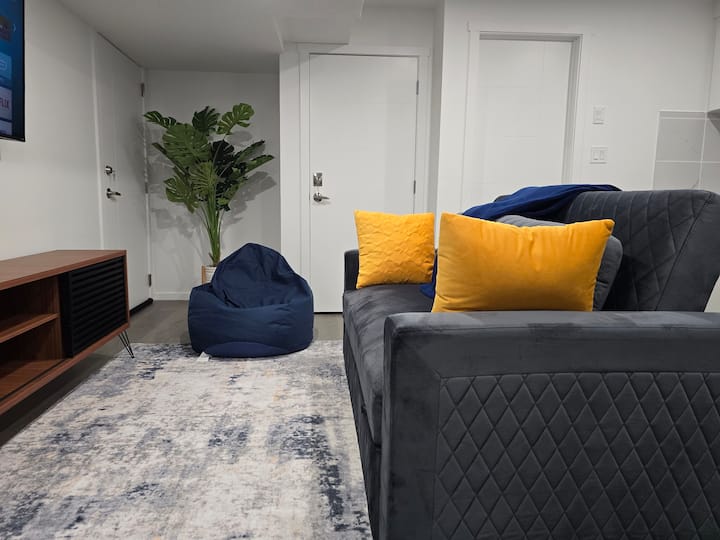 New Basement Suite In Orchards Sw Edmonton - Beaumont, Canada
