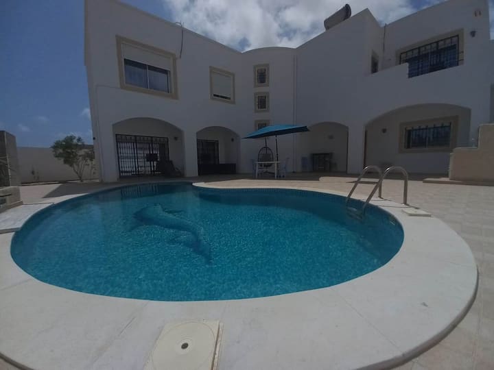Villa De Rêve Avec Piscine - Djerba
