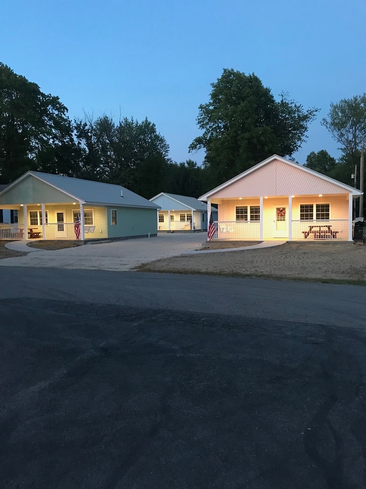 Governor Cottages-peach - Geneva-on-the-Lake, OH