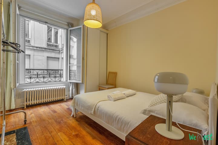 Logement Idéal Pour 4 Personnes - Paris 9ème - Paris