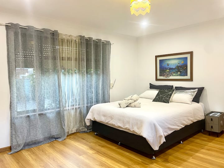 Guest Suite In Elizabeth North - One Tree Hill