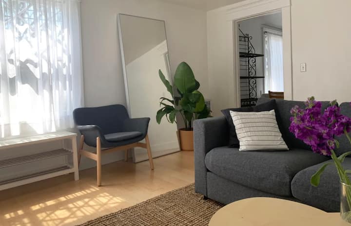 2 Bed Sublet In Santa Monica - Santa Monica, CA