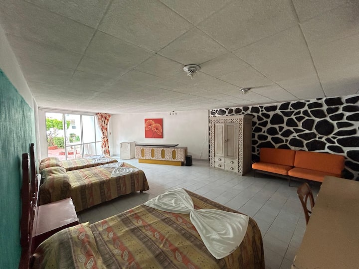 Hermosa Suite Para 6 Personas Hotel Tropicano - Acapulco