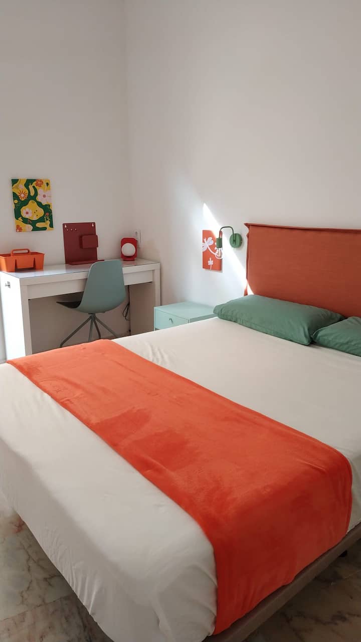 Habitación En El Centro De Cádiz - Cádiz