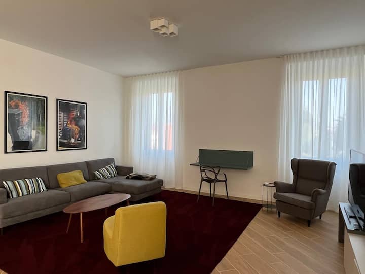 Modern Oasis + Parking - Ospitaletto