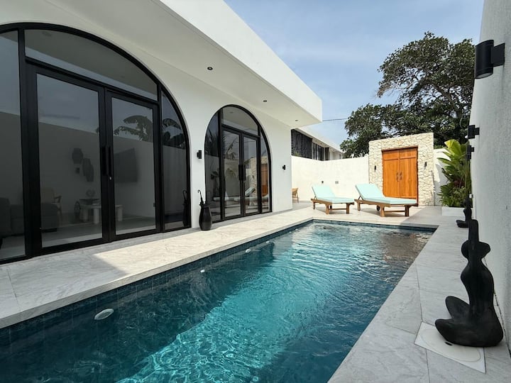 2 Bedroom, Brand New & Stunning - Bali