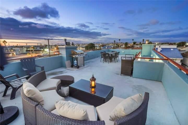 Rooftop Getaway - Ocean Beach House! - Oxnard, CA