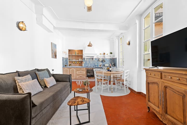 Authentique Logement Provençal Cœur Vieil Antibes - Antibes