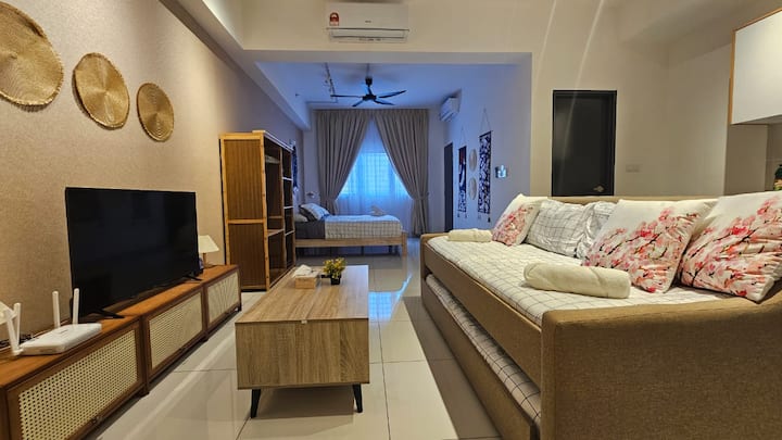 #4 Jsa Arena Studio 2-4pax Setia City Mall - Kapar