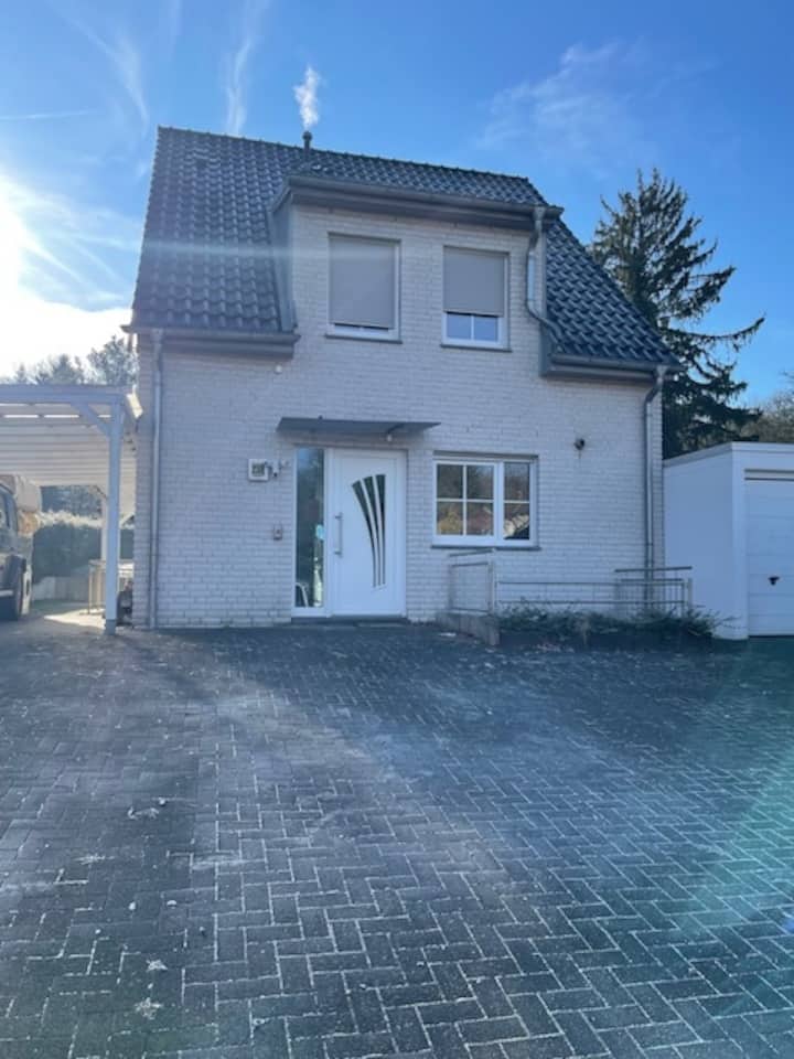 Soutterain-wohnung - Stolberg