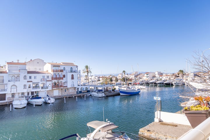Apartamento Frente Al Canal Con Terraza - El Port de la Selva