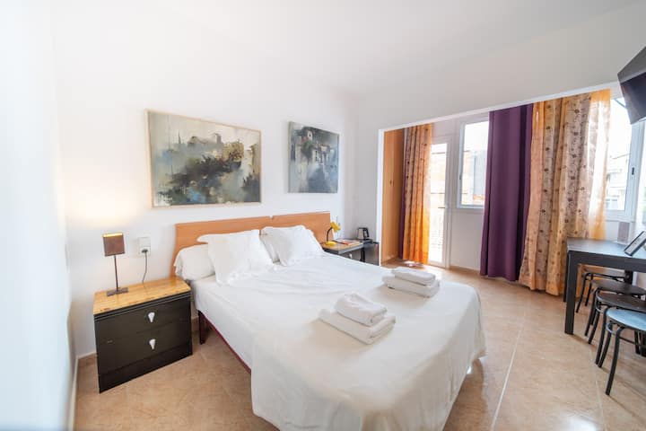 Cala Encantada - Sitges