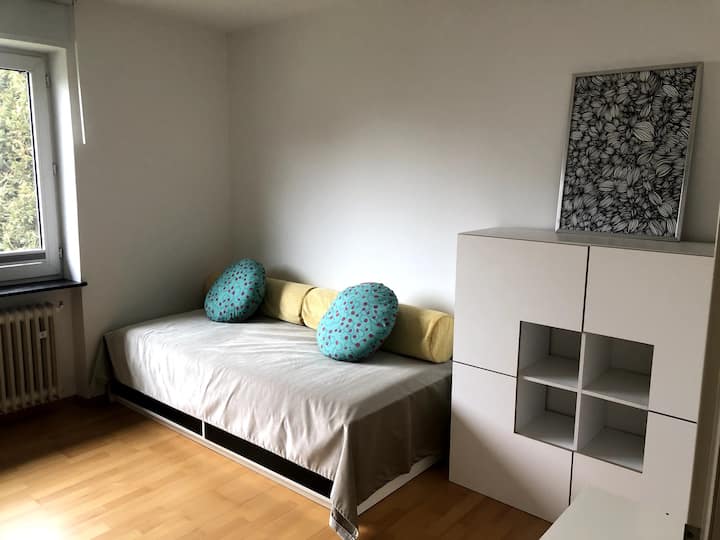 Modernes Appartement, 1-4 Pers, - Neubiberg