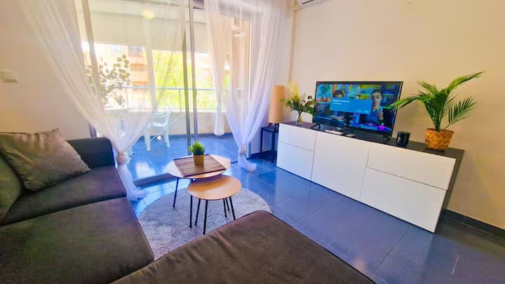 Premium Apartment, Large Balcony | 800 M To Sea - Torrevieja