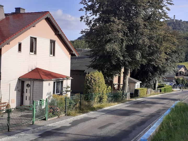 Ferienhaus Oybinblick Ferienwohnung Pusteblume Eg - Jonsdorf