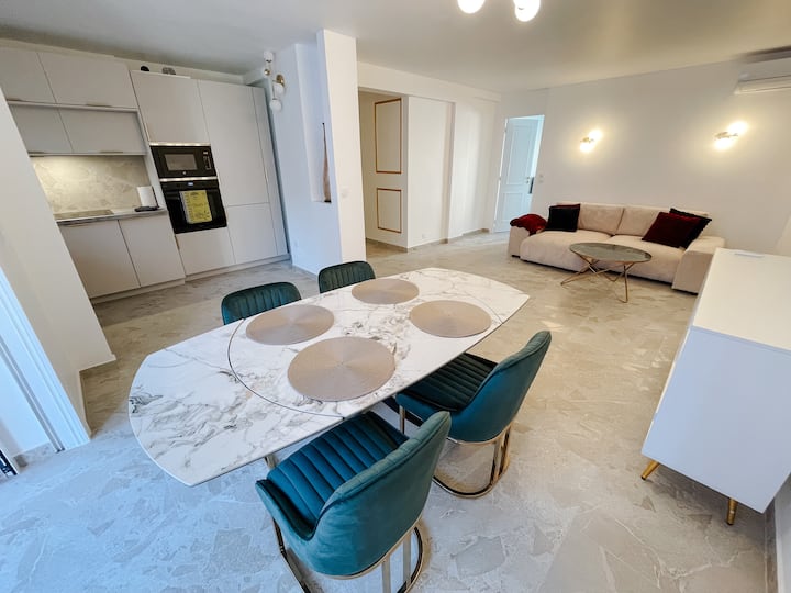 Appartement Luxe 90m2, Climatisé, Parking & Balcon - Villefranche-sur-Mer