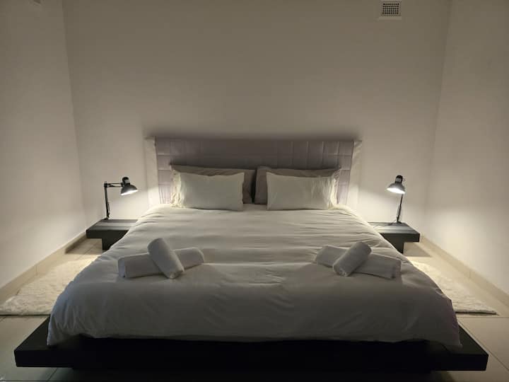 Superior King Ivory Suite - Eshowe