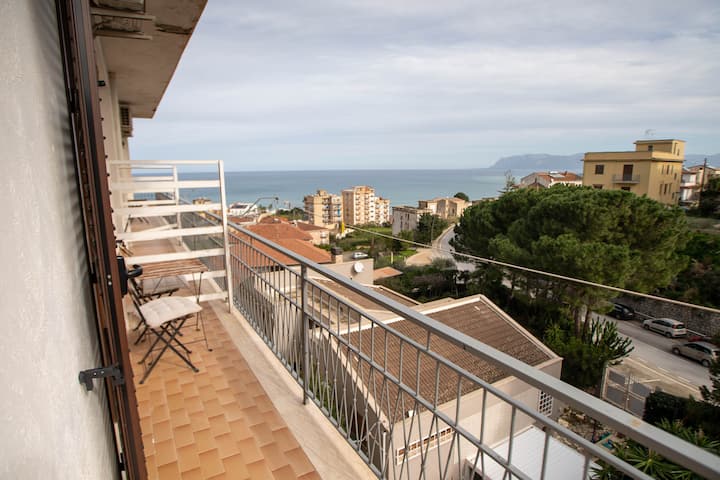 Camera 5 - Castellammare del Golfo
