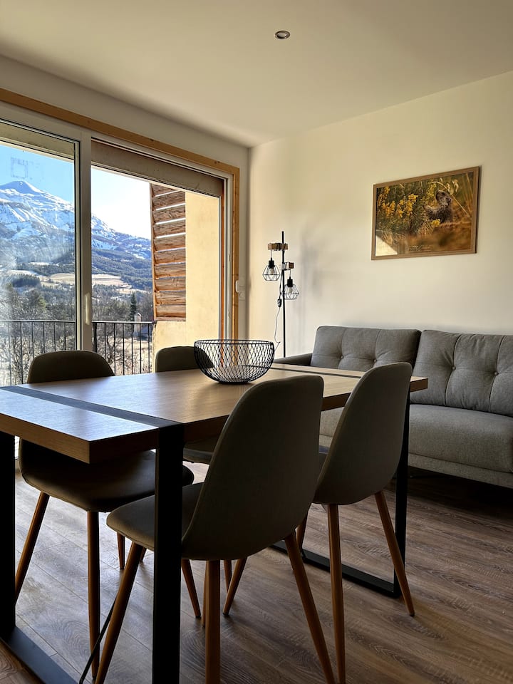 Bel Appart Au  Cœur De Jausiers - Lac du Lauzanier