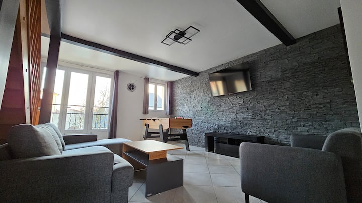 Grey And White Duplex - Drancy