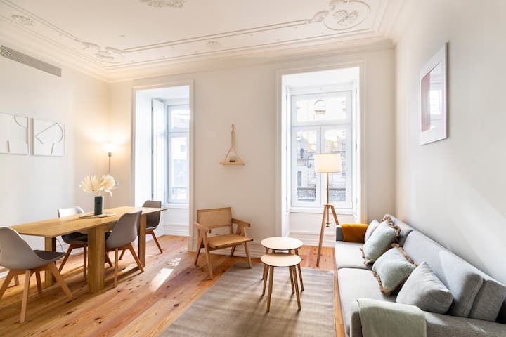 East 190 Liberdad Apartment -2br/ac/high Ceiling - Lissabon