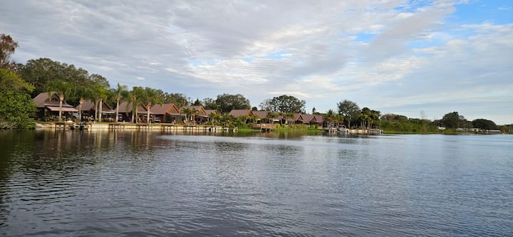 Fishing Cabin On Lake Okeechobee - Lake Okeechobee, FL