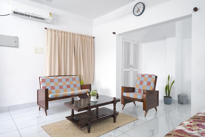 Cozy Studio At Panampilly Nagar - Kochi, India