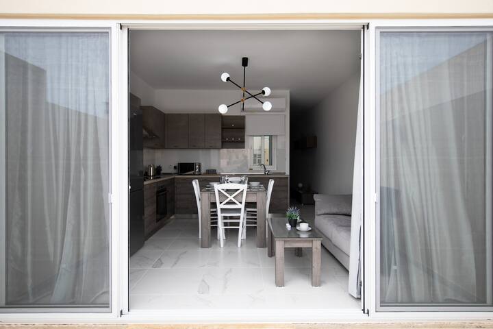 Pieta-cozy/modern Penthouse - Malta