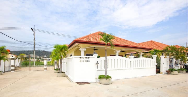 Hus Med 3 Soverom Og 2 Bad, Felles Basseng - Hua Hin