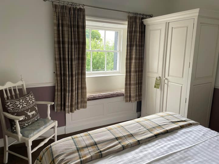 Standard Double Room | Oyo New Inn Hotel - Settle