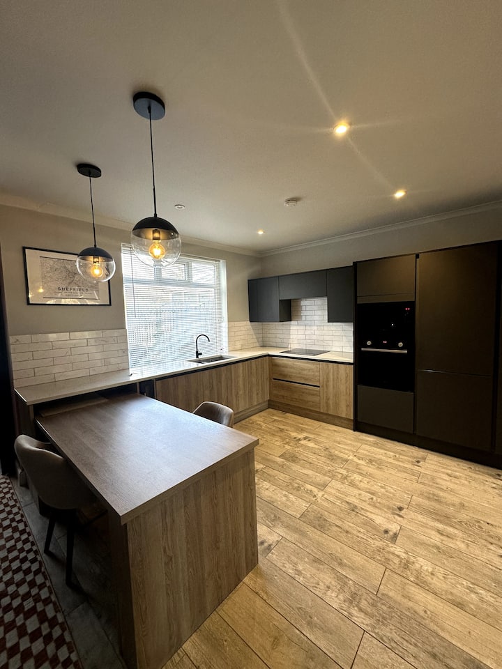 Newly Renovated 2-bed Home - 謝菲爾德