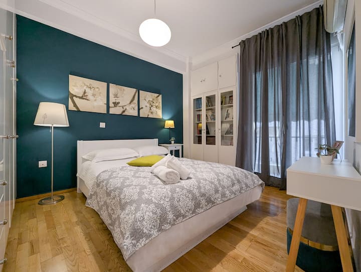 Spacious Apt For 5 Guests Next To Acropolis&metro - Athens