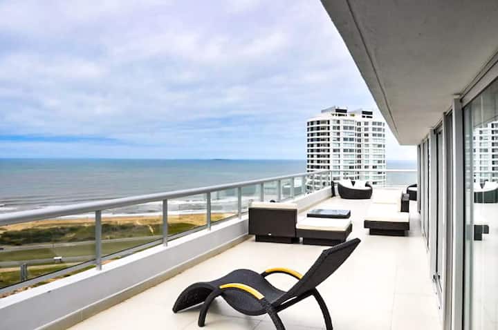 Lujoso Penthouse - Vista Al Mar - Punta del Este