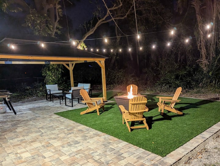 Relaxing Nsb Retreat + Trailer Parking - Edgewater, FL
