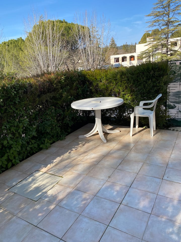 Studio Avec Terrasse - Gréoux-les-Bains