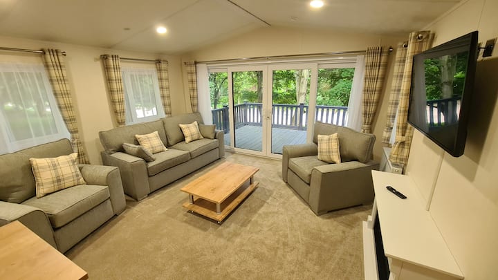 Violet Lodge - Sleeps 4 - Ipswich, UK