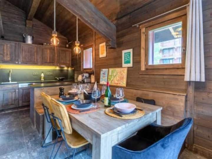 Luxury 3 Bedrooms, 2 Bath Duplex - Val-d'Isère