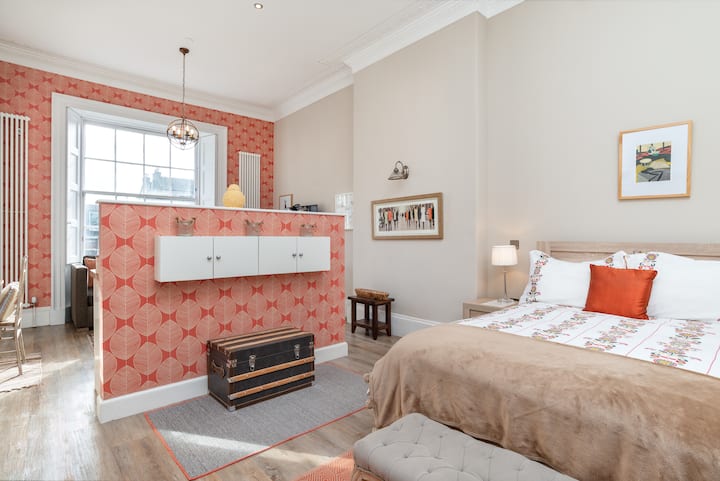 Junior Suite- Haymarket - Edinburgh