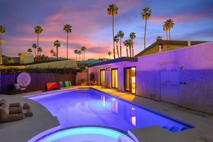 Wexler Luxurious Oasis, Mountain Views, 3-br/3-ba - Rancho Mirage, CA