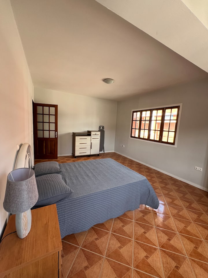 2-bed Apt 5 Minutes From Beach - Cabo Verde