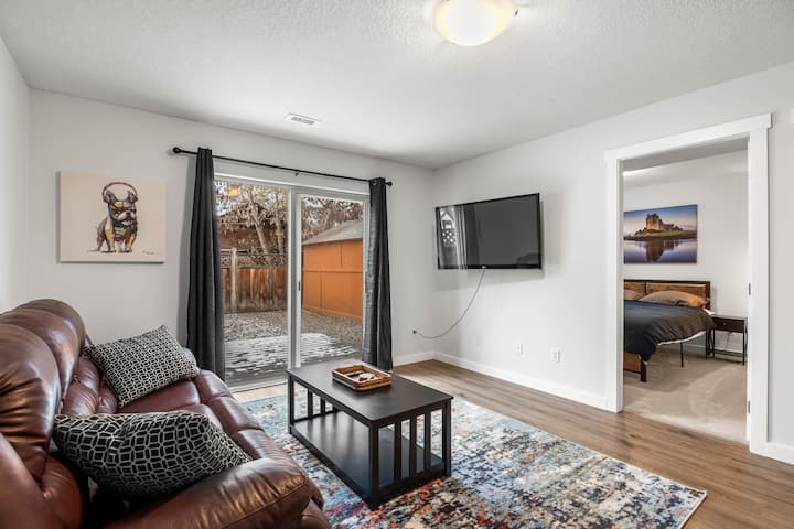 The Cozy Hideaway - Kamloops